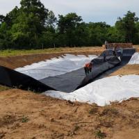 China 0.75mm Smooth HDPE Geomembrane for Fish Shrimp Pond Liner Aquaculture Farming for sale