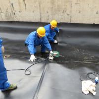 China HDPE Geomembrane Liner 1mm 2mm Double Smooth Textured for Aquaculture Pond for sale