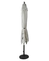 China Aluminum Frame Square Garden Umbrella with UV50 Protection and 280g Polyester Fabric for sale