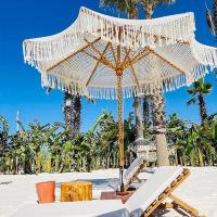 China Outdoor Patio Macrame Beach Wood Umbrella with 2.5mm Wooden Pole and Mail Packing Y for sale