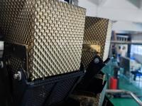 China Automatic Screw Feeder Combination Weigher Filling Sticky Food Meat Dark Gold Multihead Weigher for sale
