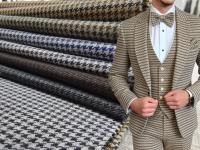 China 300 GSM Lightweight Wool Blend Suiting Fabric with 10% Wool, 70% Polyester, and 20% Rayon for sale