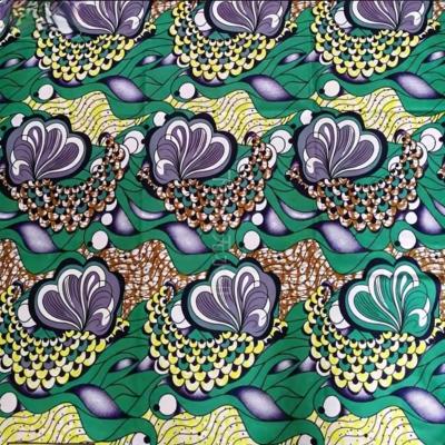 China Premium 100% Cotton African Wax Print Fabric with Vibrant Colors and 115cm Width for sale