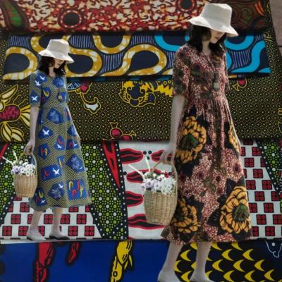 China 100% Cotton African Wax Print Fabric with High Wrinkle Resistance and Vibrant Colors for Ankara and Kitenge Dresses for sale