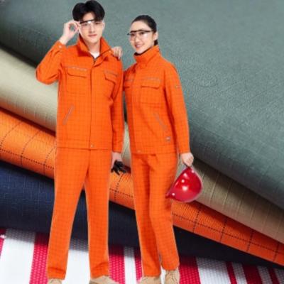 China Anti-Static Grid Anti-Tear 150gsm Workwear Fabric CVC Blend for Professional Uniforms for sale