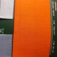 China Anti-Static Grid Anti-Tear 150gsm Workwear Fabric CVC Blend for Professional Uniforms for sale