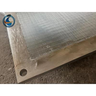 China Duplex Steel 2507 Wedge Wire Panel Vee Shaped Flat Screen for sale