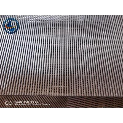 China Custom Ss316l Wedge Wire Screen Panels For Sediment Filtration for sale