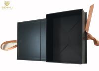 China 130g/Sm Decorative Gift Boxes With Ribbon Closure for sale