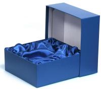 China customized whiscky wine decanter set gift packaging box with satin for sale