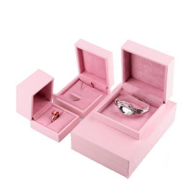 China Small Velvet Luxury Ring Jewelry Box Custom Personalized Wedding Romantic Sweet for sale