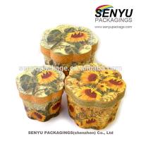 China Party Festival Decoration Gift Packaging Box Flower Shaped Candy Box With Clear Window for sale