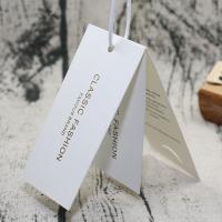 China Custom Clothing T Shirt Hang Tags White Color Fashionable Square Shape for sale