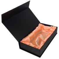 China CMYK 800gsm Flap Gift Box With Ribbon Closure for sale
