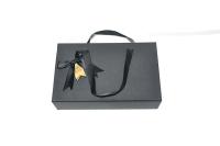 China Pretty Decorative thick 0.95mm Gift Box Packaging With Handles for sale