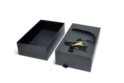 China Large Clear Toy 4c Package Paper Box With Transparent Window for sale