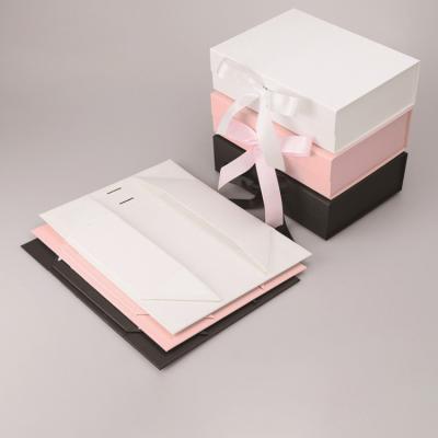 China Laminated Pink Folding Cardboard Gift Packaging Box With Bow Ribbon for sale