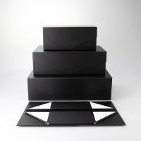 China Matte Black Foldable Cardboard Paper Box Packaging Gift Box With Handle for sale