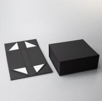 China 1000g Hard Paper Board Foldable Gift Box With Magnetic Closure for sale