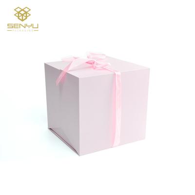 China Fashion Wedding Ring Custom Paper Packaging Box Necklace Jewelry Display Case for sale