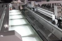 China 2 Types Cutting Ways in 1 Ultrasonic Cutting and Crush Fabric Cutting Machine No Burrs and Raw Edges for sale