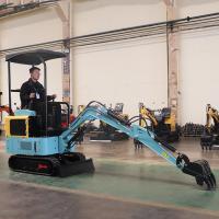 China Custom 1.6 Tonne Excavator 13.6KW Mini Digging Equipment With Retractable Shoes for sale