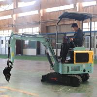 China Custom 1.6 Tonne Excavator 13.6KW Mini Digging Equipment With Retractable Shoes for sale