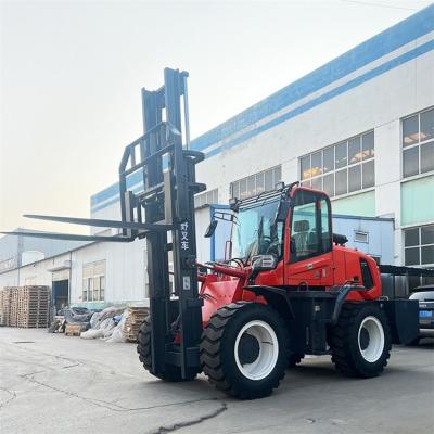 China Compact All Terrain Forklift Truck With Seated Diesel EPA Certified for sale