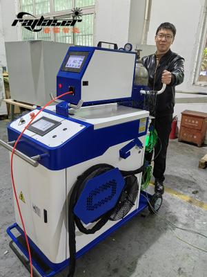 China Handheld Fiber Laser Welding Machine 2000w Optical Fiber Laser Welders Stainless Steel for sale