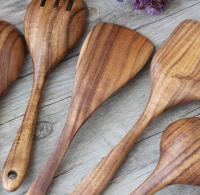 China Eco Friendly Teak Wood Kitchen Spoon Set utensil set Multiusage for sale