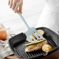 China 12 Piece Silicone Wooden Handle Cooking Utensil Set Heat Resistant 230°C Non Stick Kitchen Tools for sale
