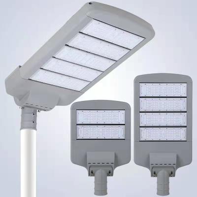 China 100-130lm/w IP66 Waterproof Die-cast Aluminum LED Street Light Outdoor Street Lamp for Highways and Parks for sale