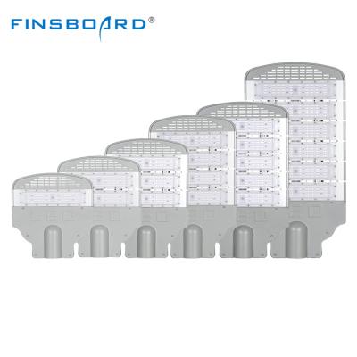 China Aluminum Alloy PC Lens IP65 Waterproof LED Street Light with 130-140lm/w Efficiency for Outdoor Use for sale