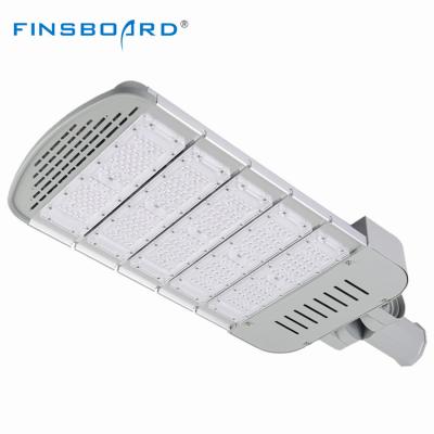 China 50W Pole Mounted Solar Street Light with IP65 Waterproof Rating and SMD3030 LED for Outdoor Lighting for sale