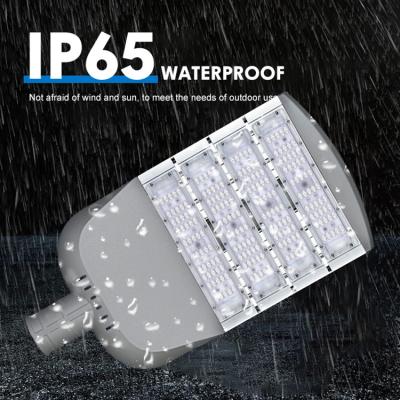 China 130-140LM/W IP66 SMD3030 LED Street Light for Outdoor Roadway and Garden Lighting for sale
