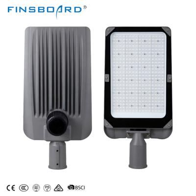 China IP66 Waterproof Aluminum Housing LED Street Light with 130-140lm/w Efficiency for Highway Lighting for sale