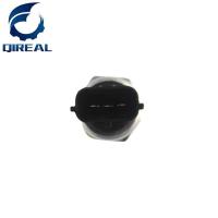 China PC200-8 PC220-8 PC300-8 Excavator Electric Parts 6D107 Diesel Engine Low Oil Pressure Sensor 7861-93-1840 for sale