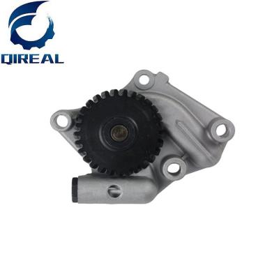 China Excavator Engine Parts 4TNV94 4TNV94L 4TNV98 Engine Oil Pump 123900-32001 129900-32000 for sale