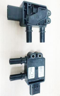 China Pressure Sensor 6520-81-1010 For PC200-10  PC350-10 Engines  6D107  6D125 for sale