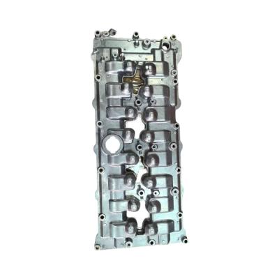 China High Quality 4M50 Engine Valve cover for sale