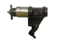 China Top Quality Auto diesel fuel injector 095000-8011 for Howo A7 for sale