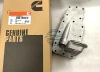 China QSB6.7 ISBE Auto Parts Oil Filter Head 3965152 5289557 3957149 3955034 For Excavator for sale