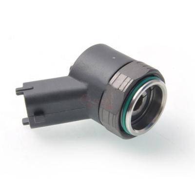 China 0445110126 Common Rail Control Solenoid Valve F00VC30057 Diesel Engine Fuel Injector for sale