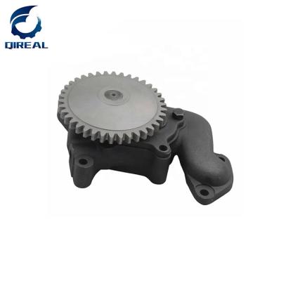 China Komatsu PC200-3 S6D105 Excavator Engine Parts Oil Pump 6136-52-1100 for sale