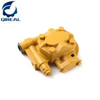 China PC200-3 PC200-5 Hydraulic Transmission Gear Oil Pump 704-24-28230 708-25-01064 for sale