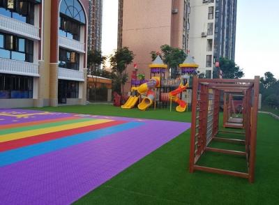 China EMG-3015 Non-Toxic Modular Kindergarten Flooring 303.8×303.8×14.7mm with 60% Shock Absorption for sale
