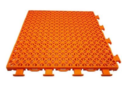 China Modified PP Temporary Sports Flooring 250x250x12.7mm with 42% Shock Absorption and Anti-UV Protection for sale
