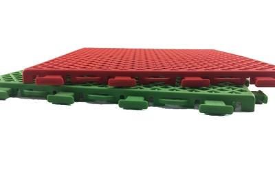 China Antimicrobial Red Removable Basketball Court Flooring 250mm x 250mm x 12.7mm PP Interlocking Tiles for sale