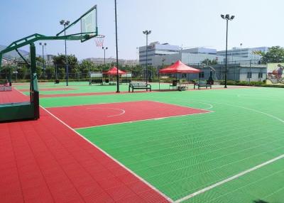 China SDT-2513 Portable Modular Sports Flooring with 38% Shock Absorption and 92% Ball Rebound - Oxidation Resistant PP Material for sale