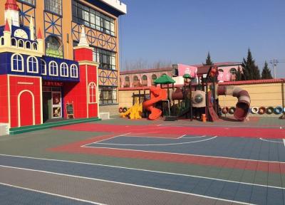 China VOC Free No Slip Soft Kindergarten Flooring 303.8mm Shock Absorption Antimicrobial for sale